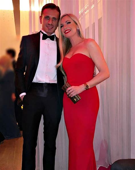 Federica Panicucci E Marco Bacini Il Natale 2018 è In Love Gossip It News Sul Gossip E Vip