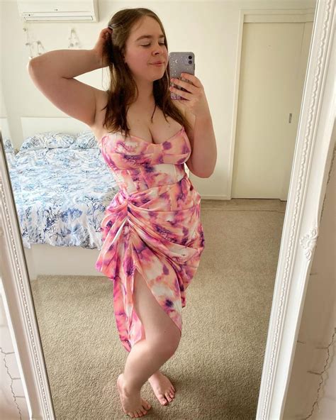 This Dress Makes Me Feel So Pretty 🥺💖 R Plussizefashion