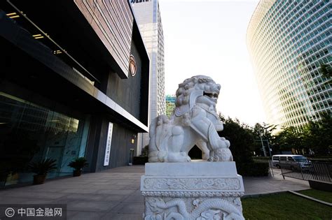 国家金融监督管理总局党委召开系统年轻干部座谈会