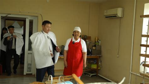 Ерөнхийлөгчийн зөвлөх Ч Даваабаяр “Цагаан сүүний буян” ХХК ийн үйл ажиллагаатай танилцлаа