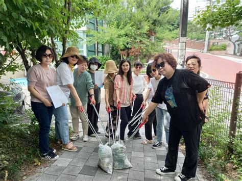 센터스케치 지구환경을 위한 작은실천 줍깅 함께 해요” 성북구사회적경제센터
