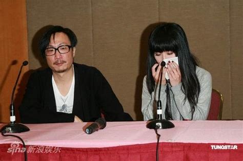 图文：郑中基阿sa发布会 阿sa落泪影音娱乐新浪网