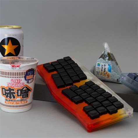 Alix 40 Interest Check Tokyo Keyboard