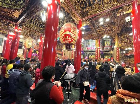 大年初九天公生 陳其邁一夜連跑5間天公廟祈福 政治 自由時報電子報