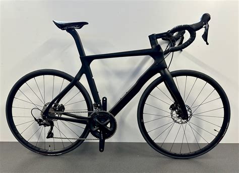 Pinarello Paris 105 Disc 11 Speed Wagenberg 2 Wielers