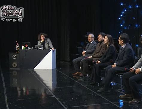 유튜브로 복귀하는 김어준…사흘 만에 구독자 30만명 돌파 김어준 뉴스공장 겸손은 힘들다 정청래 Ntd Korea