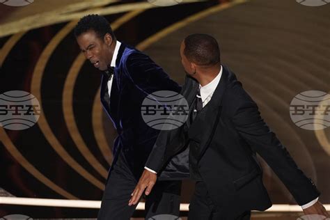Уил Смит припомни плесницата която удари на Крис Рок на церемонията по връчаване на наградите