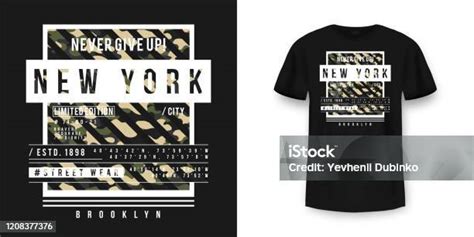 위장 질감의 밀리터리 밀리터리 스타일의 T 셔츠 디자인 셔츠 프린트를 위한 슬로건이 있는 뉴욕시 타이포그래피 그래픽 프린트가