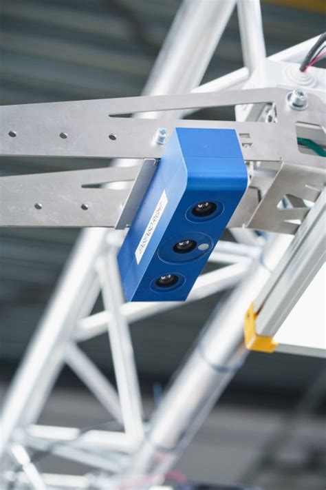 How Do Sensors Optimize Robotic Performance In Warehousing