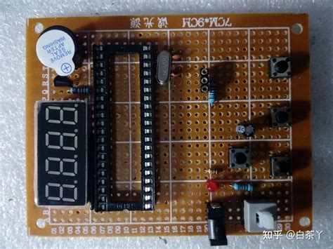 基于51单片机的温度报警器设计 知乎