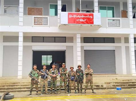 ရှမ်းမြောက်နှင့်မိုးကုတ်ရှိ ဌာနဆိုင်ရာရုံးများ၊ ရဲစခန်းများနှင့် တပ်စခန်းများမှ ဆုတ်ခွာလျှင