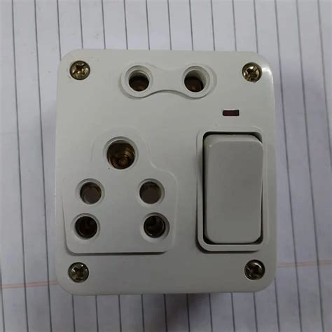 6a White Plastic Combined Switch 220 V At ₹ 26piece In Ghaziabad Id