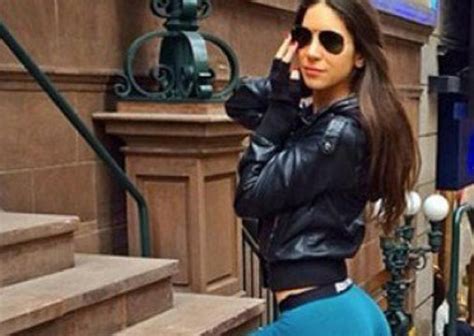 Ανέκδοτο Η μάνα πηγαίνει την κόρη της στο γιατρό… Makeleio Gr