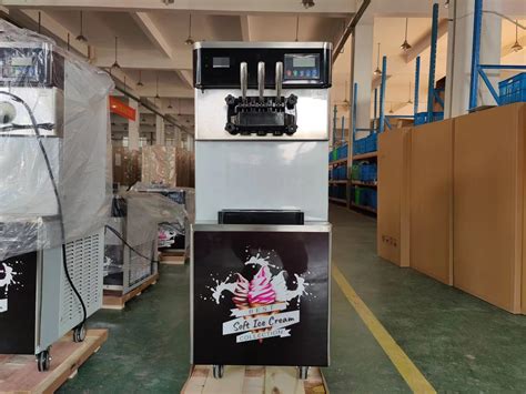 ჩამოსასხმელი ნაყინის აპარატი