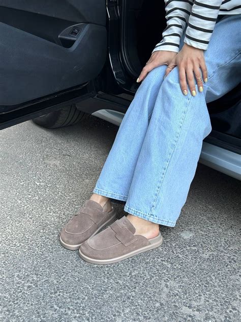 Жіноче взуття Лофери Кеди Кросівки Козаки Ідеальні мюлі на кожен день Комфорт стиль