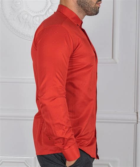 Мъжка червена риза на дискретни малки квадратчета от Aviv мъжки дрехи