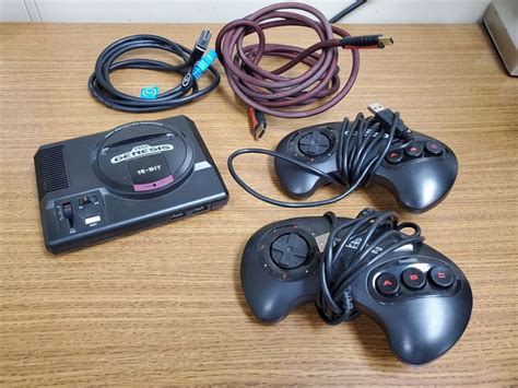 Biddergy Worldwide Online Auction And Liquidation Services Sega Genesis 16 Bit Game Console
