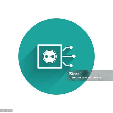 긴 그림자로 격리 된 흰색 스마트 홈 아이콘입니다 원격 제어 녹색 원 버튼입니다 벡터 일러스트레이션 0명에 대한 스톡 벡터 아트 및 기타 이미지 Istock