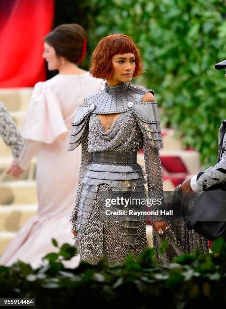 Zendaya Met Gala 2018 Photos And Premium High Res Pictures Getty Images