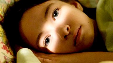 این دختر معصوم رو به فرزندی قبول میکنن اما نمیدونن اون یه شیطانه بزرگه