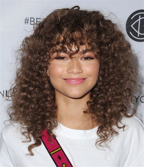 How To Style Naturally Curly Hair
