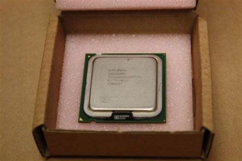 Intel Pentium Dual Core E5400 2 70ghz Socket 775 2m 800 Cpu