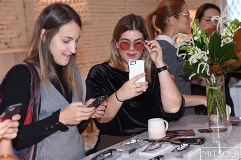 Coeur De Pirate X Bonlook Une Collection De Lunettes Tendances Juste