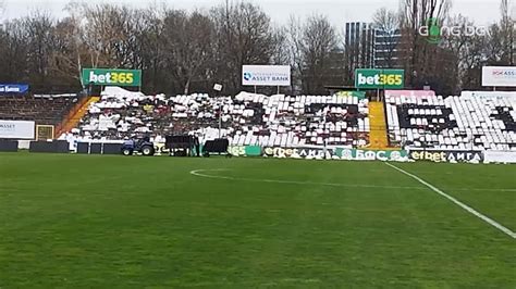 1203 са счупените седалки от феновете на ЦСКА на ст Александър Шаламанов Vbox7