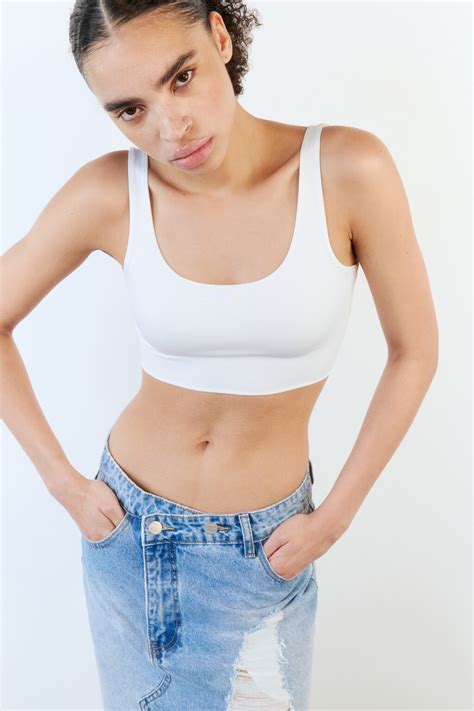 Майка топ облегающая на широких бретелях 2431121002 цвет белый 1 по цене 199 рублей — купить