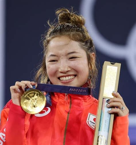 パリ五輪・女子ブレイキンの表…：パリオリンピック 日本人メダリスト 写真特集：時事ドットコム