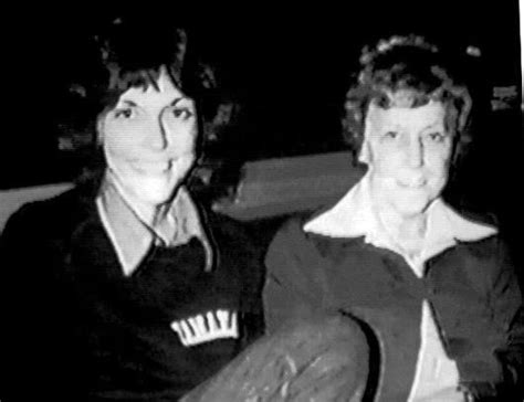 Pin By Xan Clark On Lead Sister Karen Carpenter Karen Carpenter
