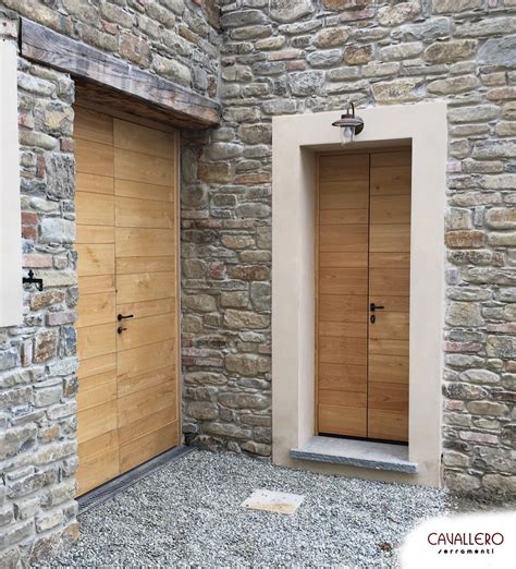 Portoni In Legno Di Castagno Con Doghe Piemontesi Rustiche Finestre