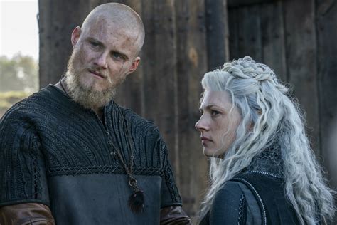 Vikings 4k Ultra Hd Bjorn Lothbrok And Lagertha In Legendary Tv Drama