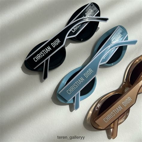 ‎عینکعینک آفتابیبند عینکعینک فانتزیعینک مشکیتِرِن گالری‎ ‎☘️مشکی