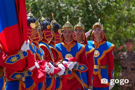 ФОТО Төрийн далбааг байнга мандуулна