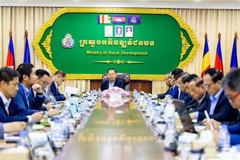 ក្រសួងអភិវឌ្ឍន៍ជនបទ បាននិងកំពុងគ្រប់គ្រងផ្លូវជនបទ ៥០ ២៦២គ ម