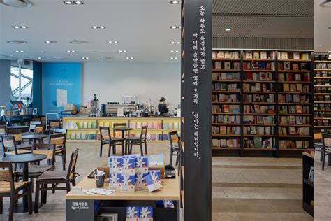 카페꼼마 갤러리아 광교점 카페꼼마 일상을 여행처럼