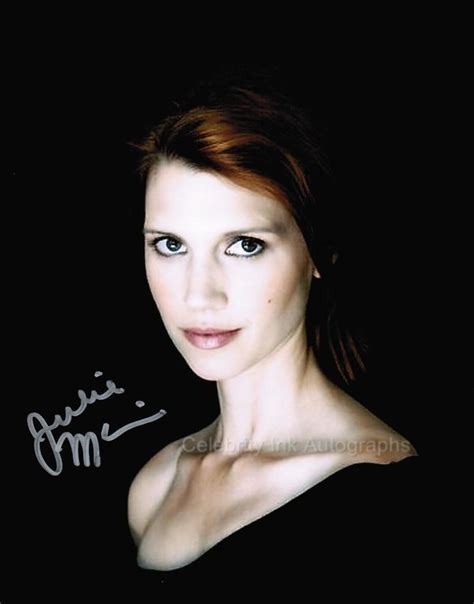 Julie Mcniven Anna