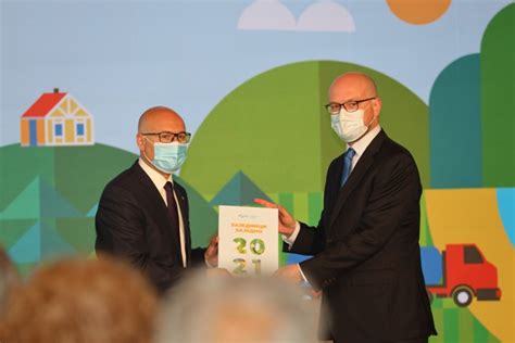 „Заједници заједно“ 13 5 милиона динара за Нови Сад Dnevnik