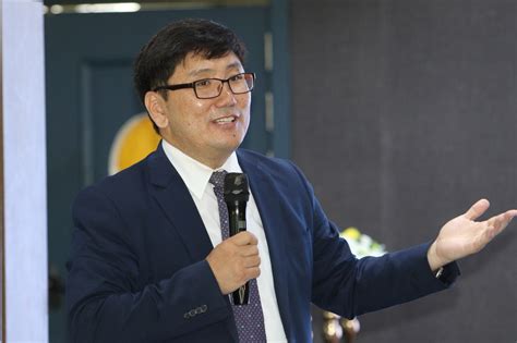 Хэнтий аймаг Хүүхэд гэр бүлийн хөгжил хамгааллын газар