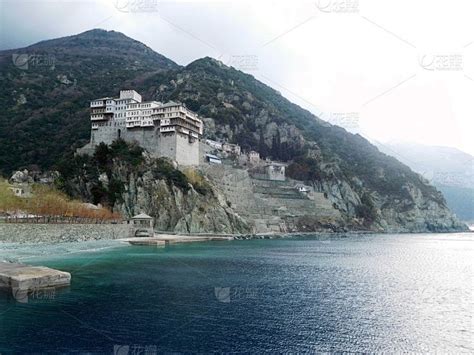 狄俄尼索修道院，位于希腊圣山阿陀斯