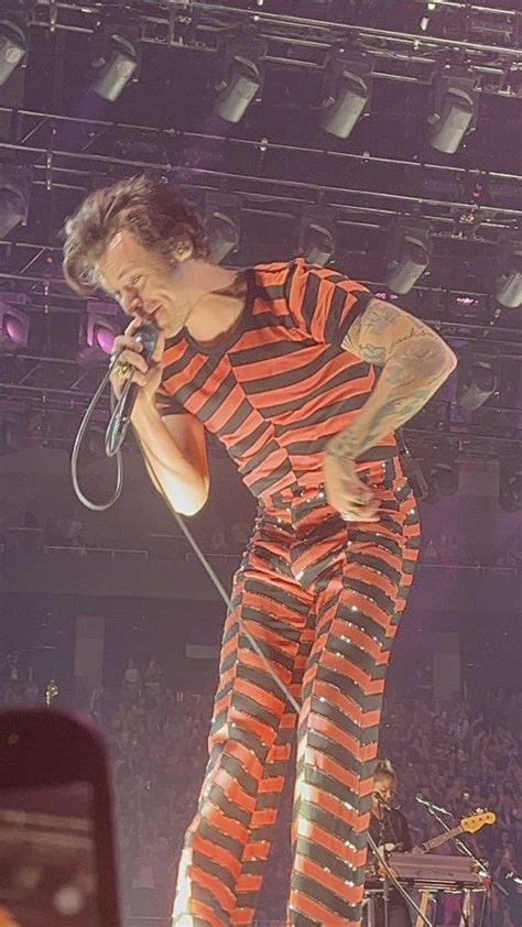 Pin By On Love On Tour Love On Tour Harry Styles Love On Tour Harry Styles