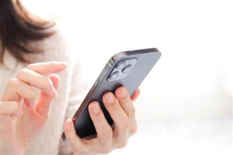 「そのスマホ、のぞかれてない？」シニア層のセキュリティー事情 画面ロック、最新osアップデート、異なるパスワード設定 どれくらいの人がして