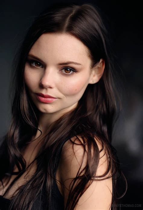 Picture Of Eline Powell