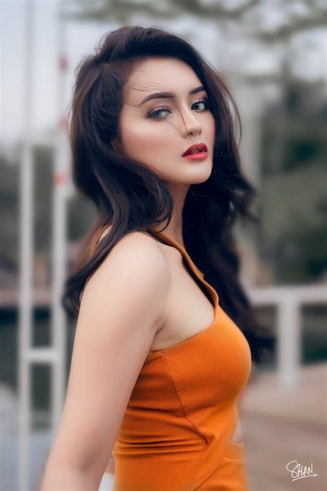 Siapa Adelia Zizi Model Asal Magelang Topikindo