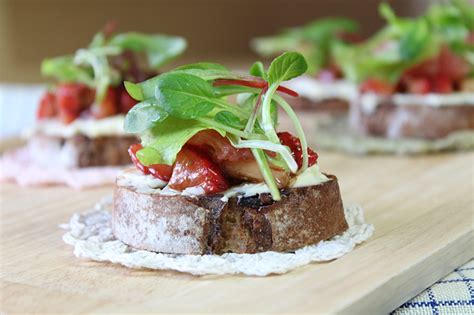 딸기 브루스케타 만들기