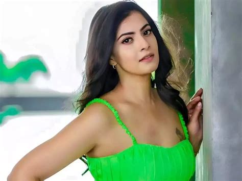 சம்மன் அனுப்பப்பட்டதா நடிகை வரலட்சுமி விளக்கம் V4u Cinema