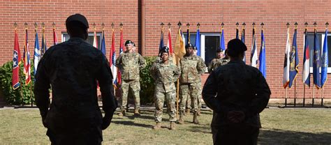 Hhc Gains New Commander Article The United States Army