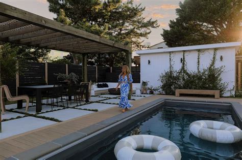 DIY Floating Frame Made By Patchi