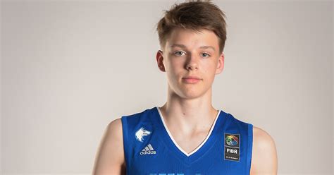 Blomgren Ja Amzil Jordan Brand Classic Leirille Espanjaan
